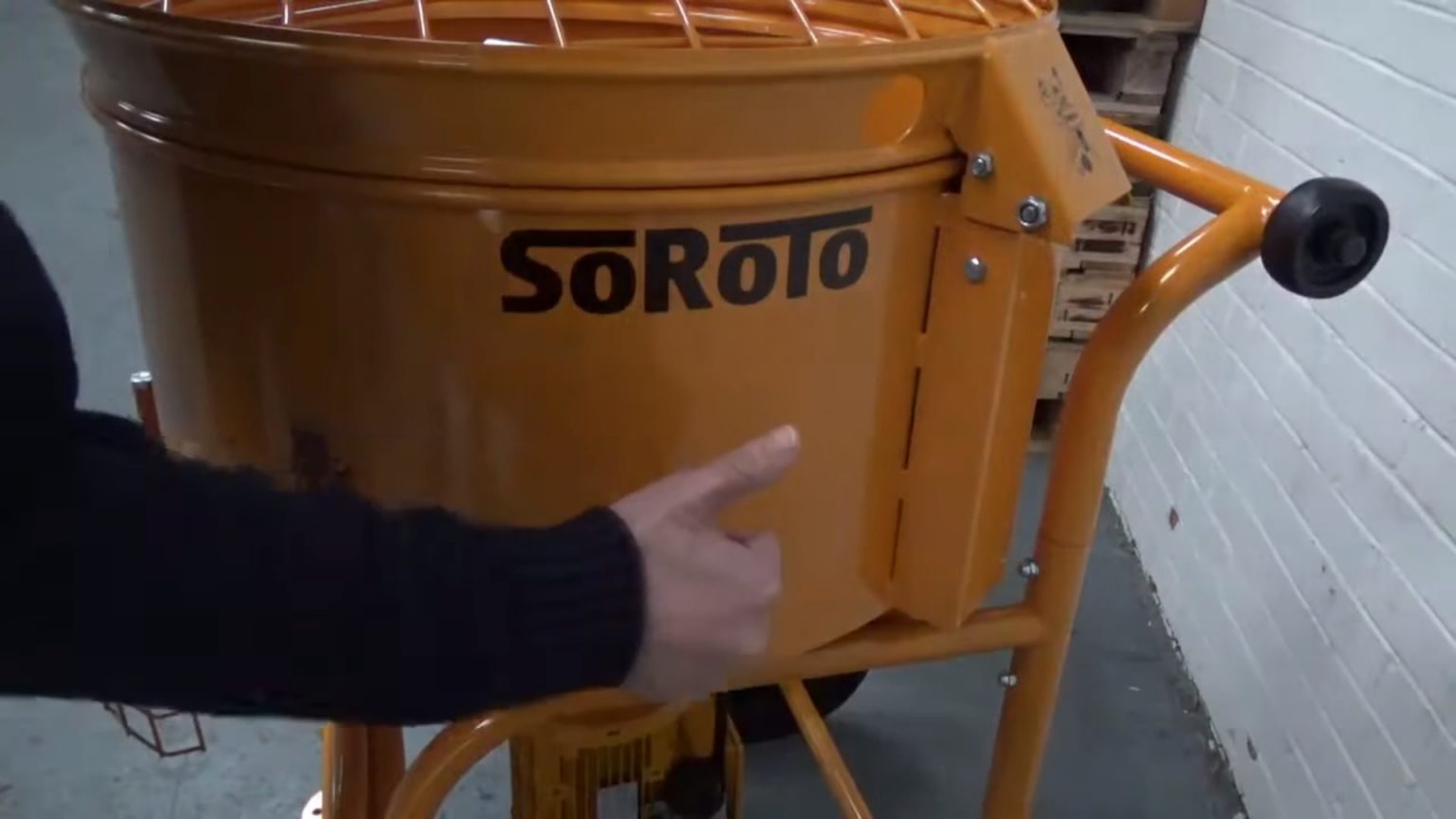 How do you clean a forced action mixer? | GCL Products Blogs